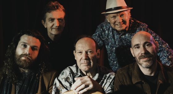 Dave Kelly Band | The Stables